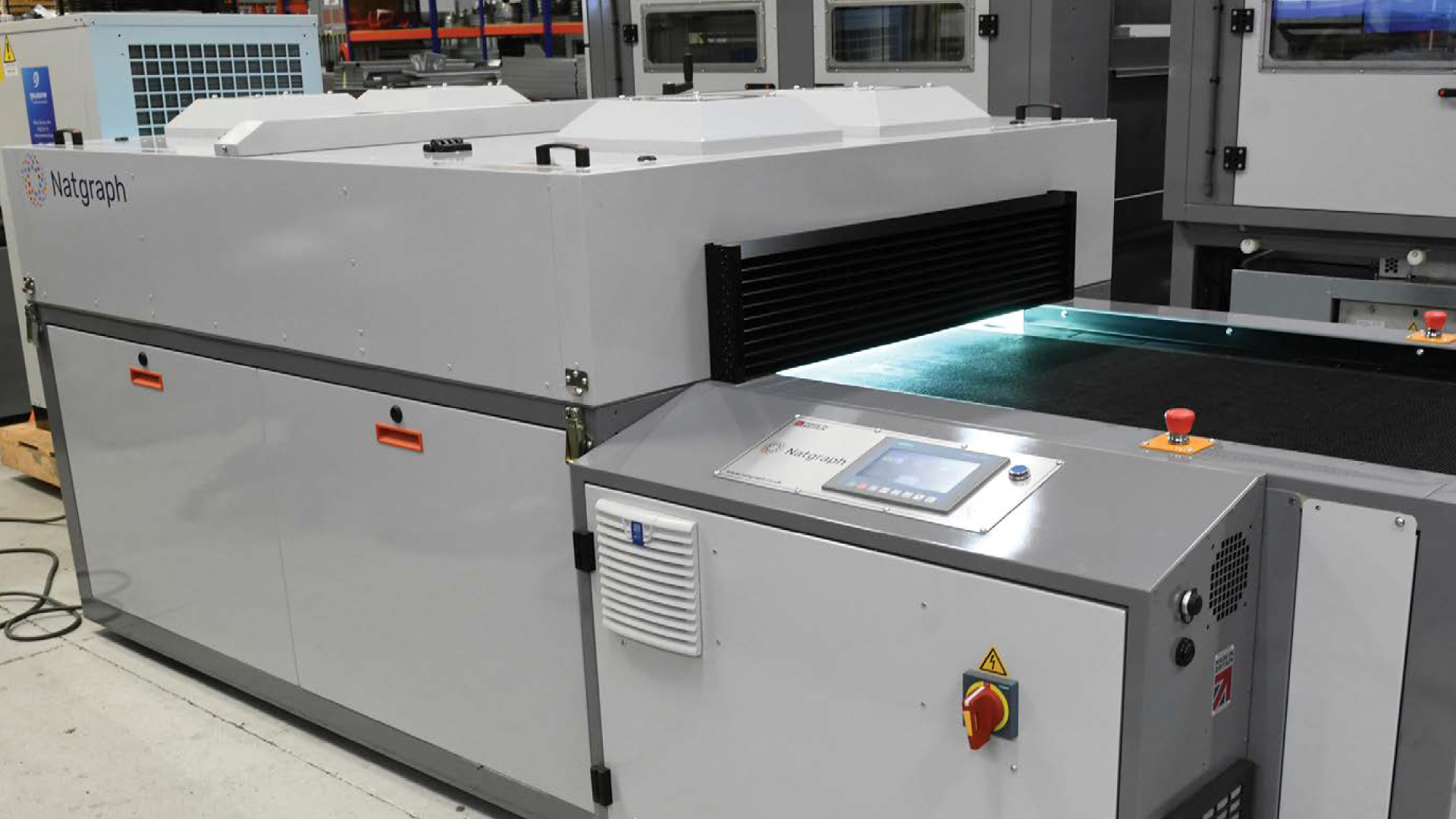 FILM-INSERT MOULDING – THE NEXT LEVEL | Specialist Printing Worldwide